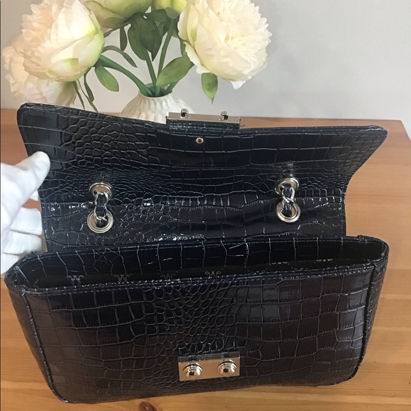 Monterosso | Bags | Monterosso Enamel Bag On Chain | Poshmark